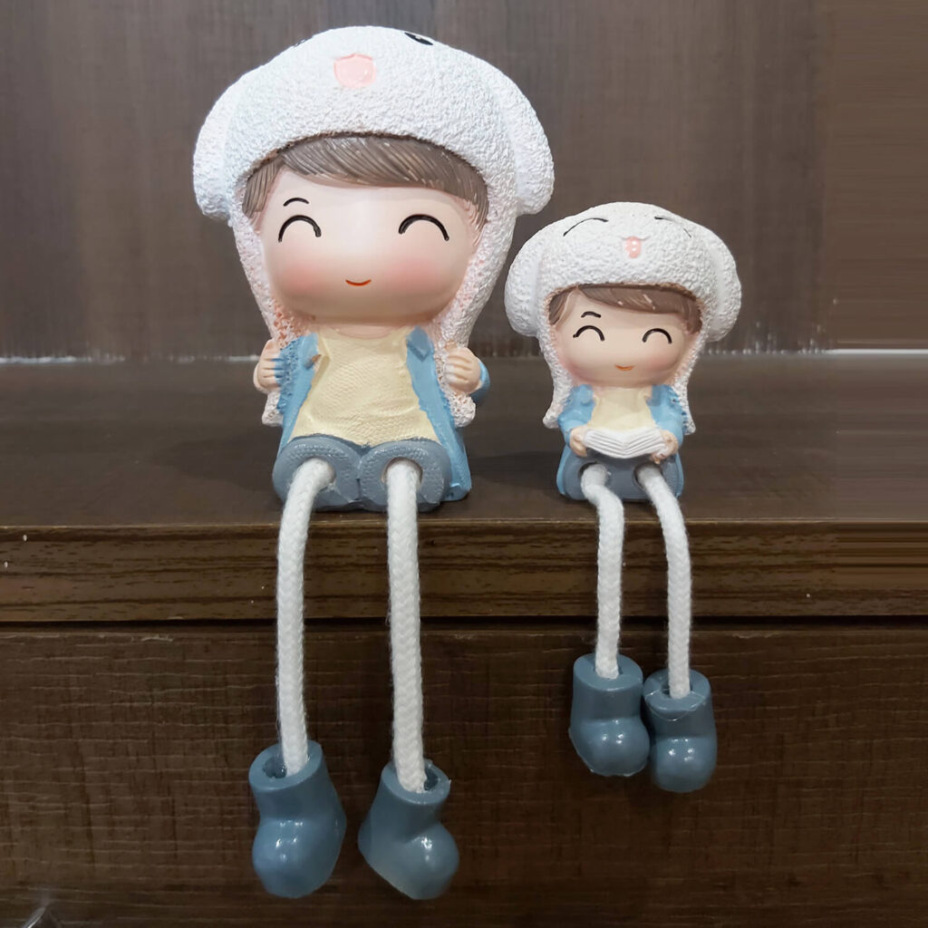 Gifts Byte Cute Couple Showpiece with 2 Kids | Home Decor Showpiece for ...